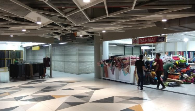 Review Kings Shopping Center: Lokasi, Jam Buka & Fasilitasnya