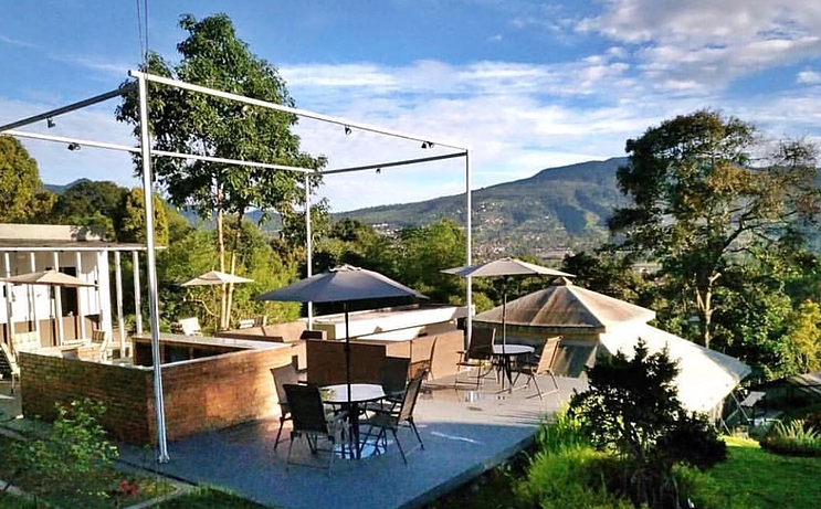 Review Trizara Resort: Tempat Resor yang Glamor dan Kekinian