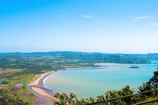 Sunset di Pantai Muara Cisukawayana Sukabumi yang Indah