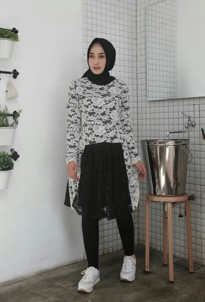 Tampil Stylish Saat Buka Bersama dengan Inspirasi Model Kebaya Modern ...