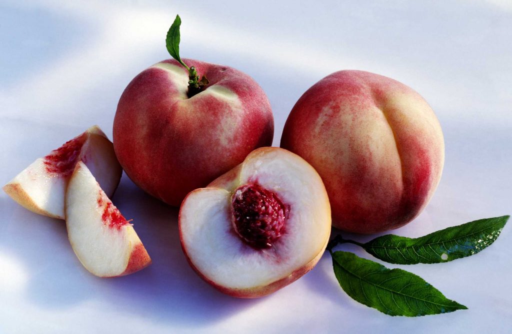 Mengenal Korean White Peach, Buah Premium Nikmat yang Sedang Viral!