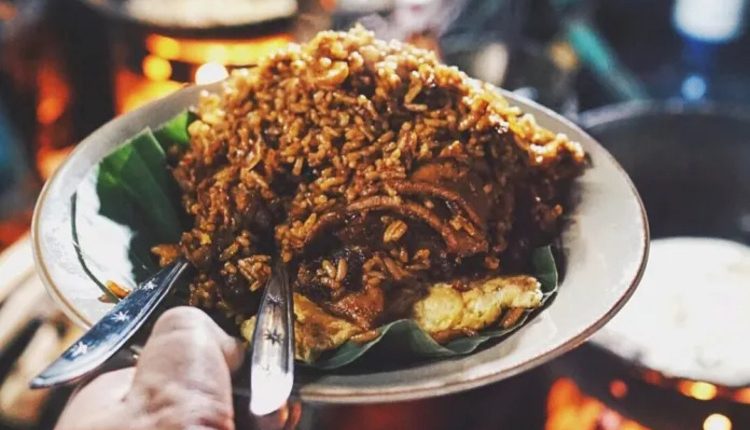 10 Tempat Kuliner Malam Semarang Ini Wajib Banget Kamu Kunjungi!