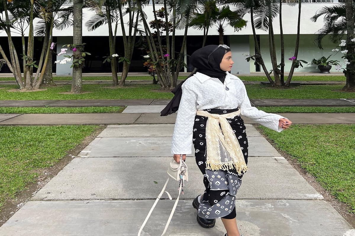 Ikut Tren berkain dalam Melestarikan Budaya Indonesia