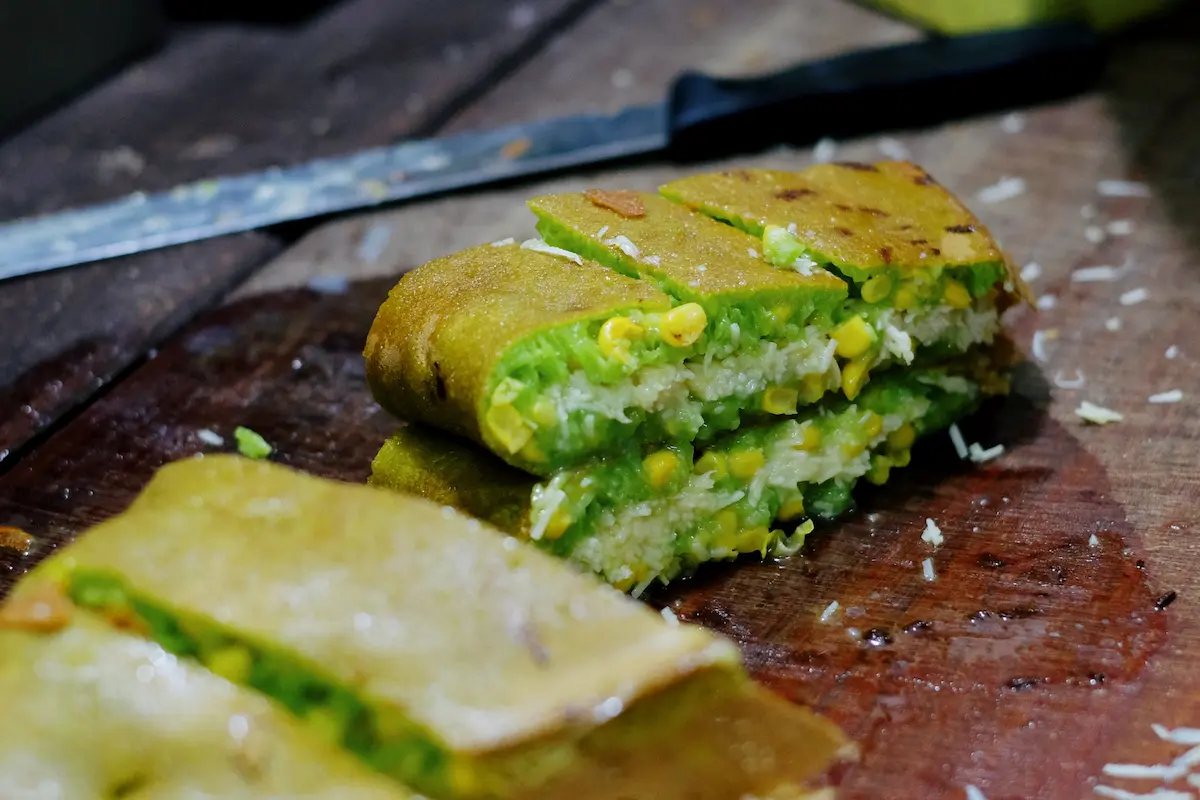 12 Kuliner Bandung Dekat Stasiun yang Wajib Kamu Coba!