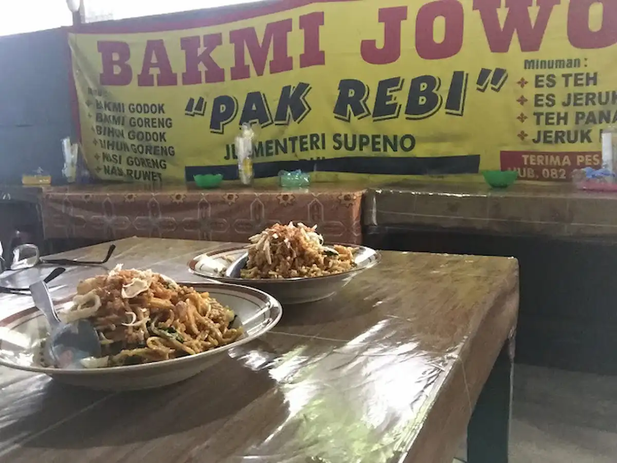 18 Kuliner Simpang Lima Semarang yang Menggugah Selera!