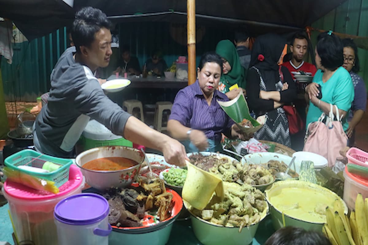 17 Kuliner Malam Semarang Yang Buka 24 Jam
