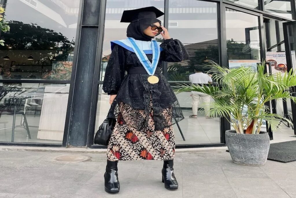 Jenis Rok Kebaya yang Cocok untuk Pesta hingga Wisuda