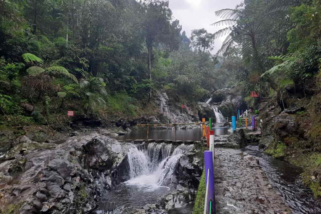 Telaga Sunyi Purwokerto: Harga Tiket, Jam Buka & Daya Tariknya