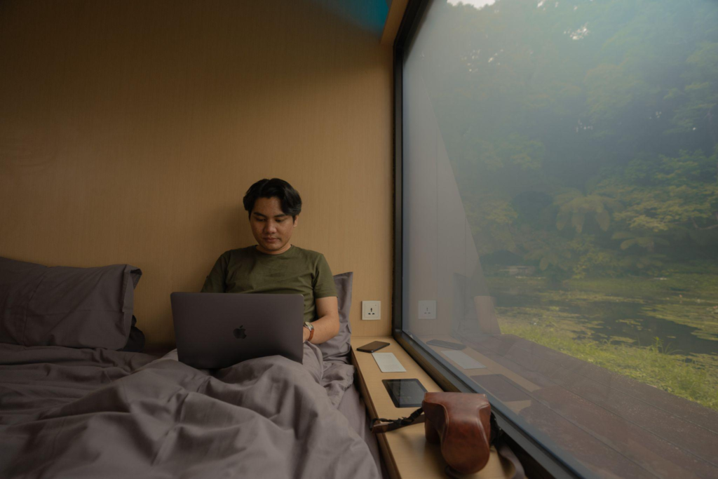 8 Inspiring YouTube Channels to Improve Productivity