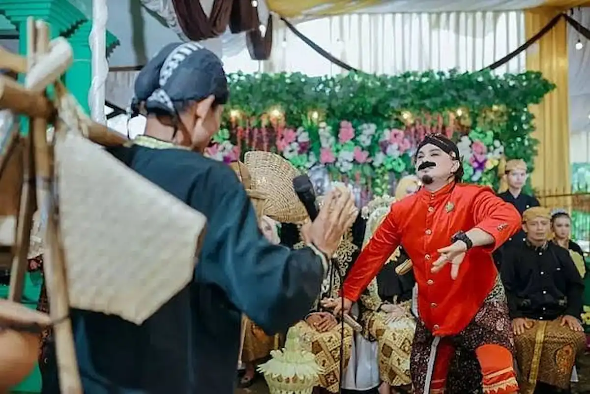 Pengertian Begalan: Asal Usul, Properti, dan Prosesnya