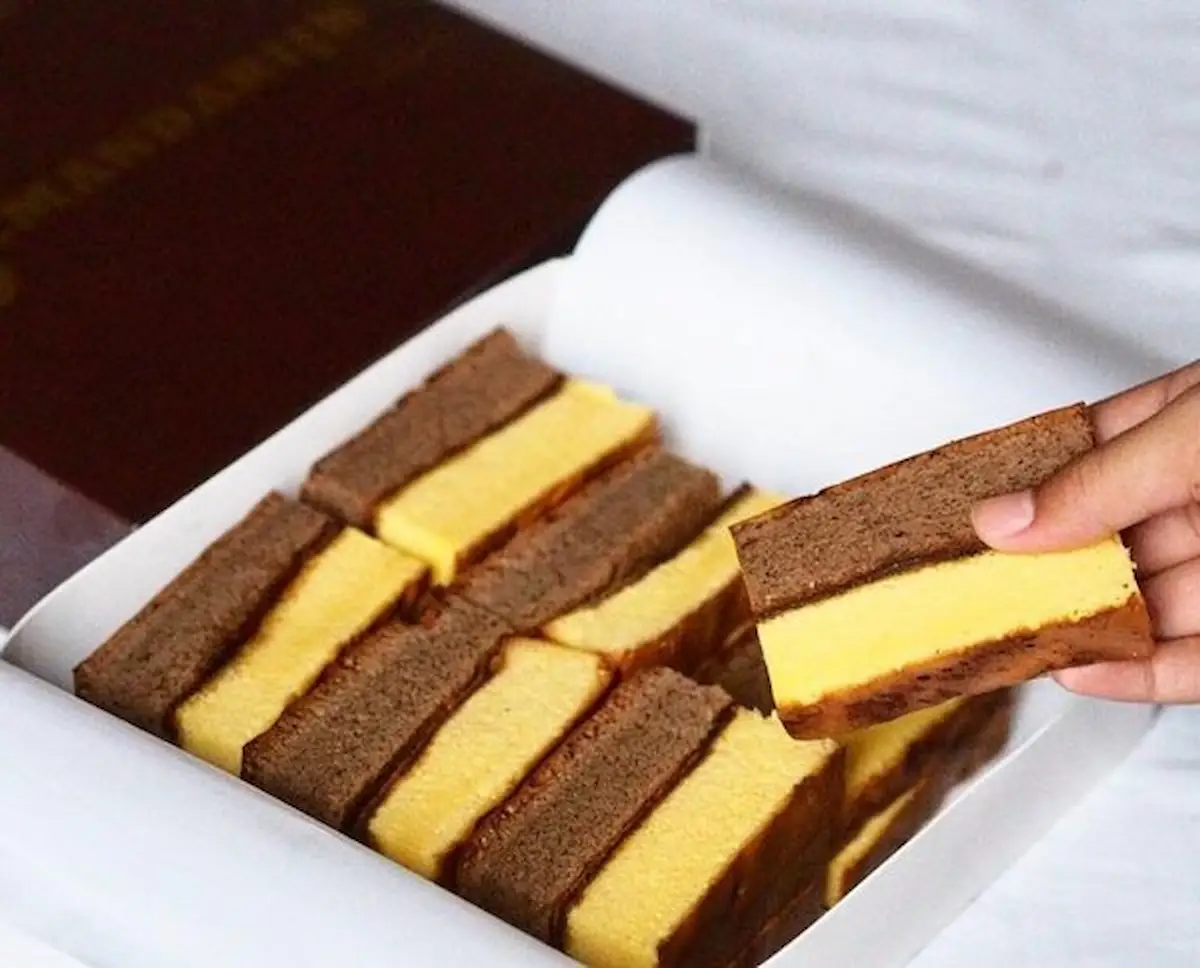 15 Oleh-oleh Khas Solo yang Kekinian yang Wajib Kamu Beli!