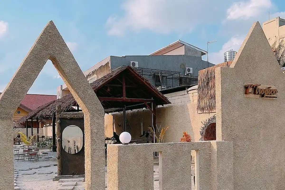 15 Cafe Unik di Medan yang Asyik Buat Nongkrong - Bobobox