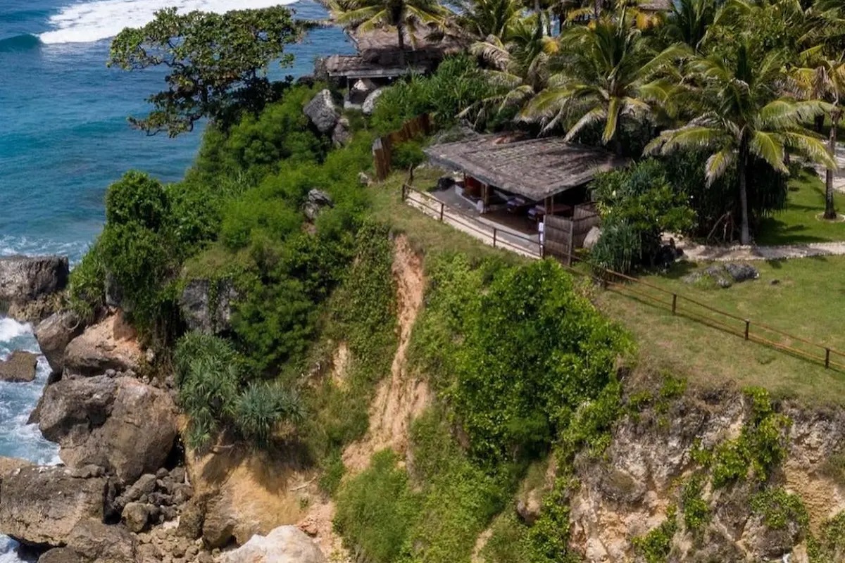 15 Pantai di Sumba yang Wajib Kamu Kunjungi