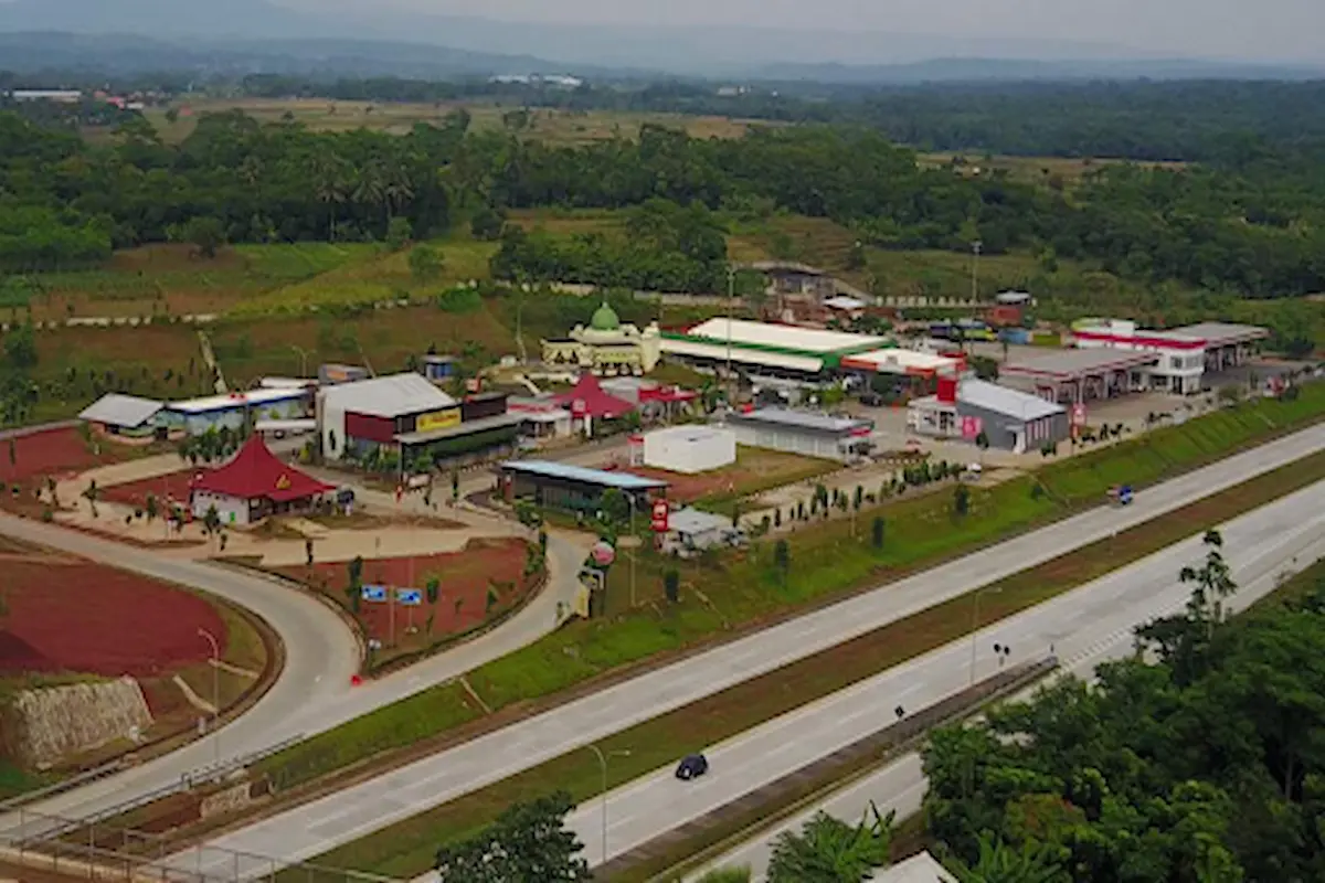 7 Rest Area Terbaik Semarang-Jakarta yang Terbaik