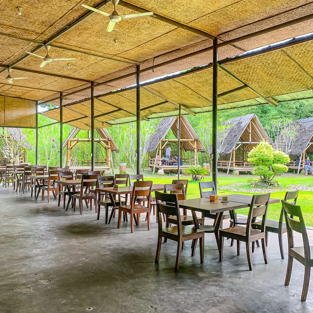 10 Rekomendasi Tempat Makan Enak di Bogor View Cantik