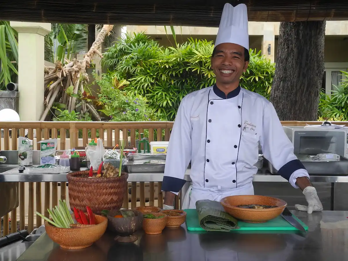 7 Best Things to Do When You're in Lovina, Bali - Blog Bobobox