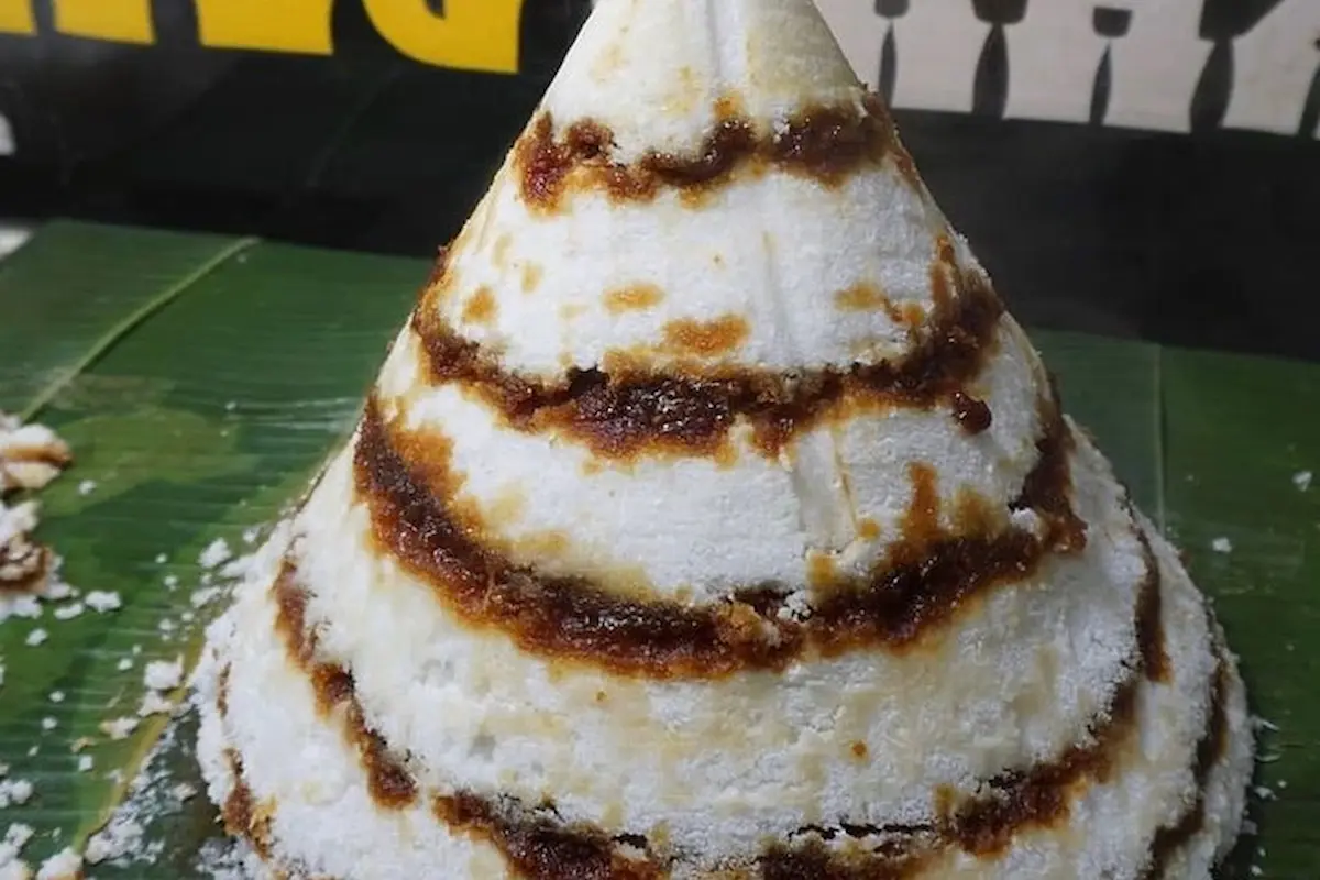 10 Cemilan Khas Betawi yang Wajib Kamu Coba!