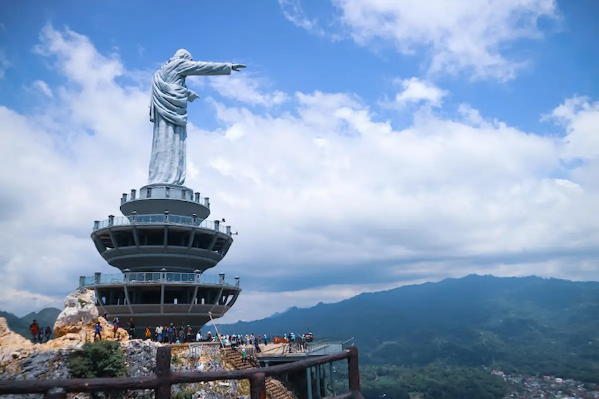 9 Patung Yesus di Indonesia yang Bisa Kamu Kunjungi