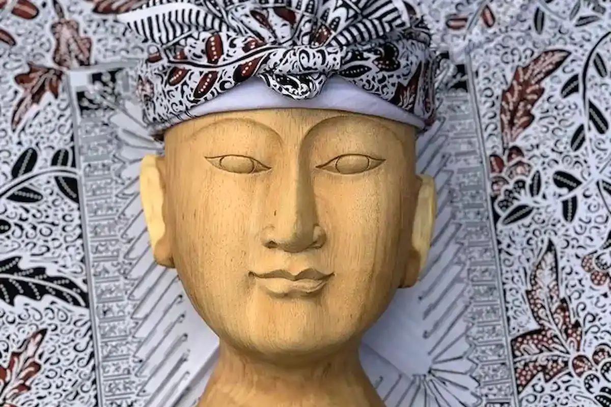 5 Cara Memakai Baju Adat Bali yang Mudah dan Tepat!