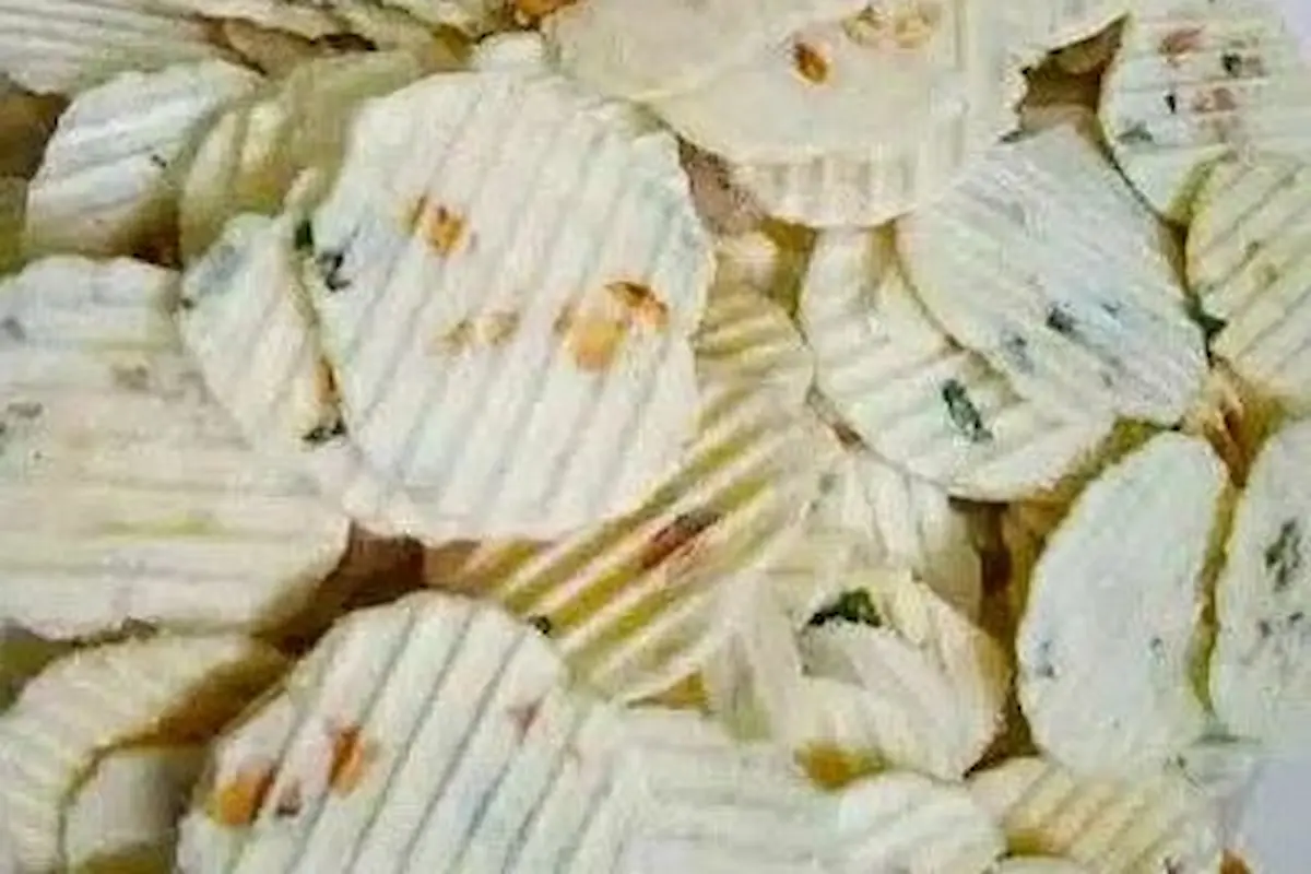 27 Oleh-Oleh Khas Jawa Barat yang Wajib Kamu Coba!