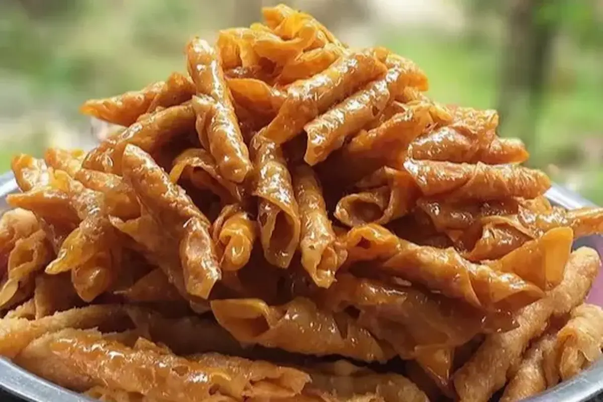 29 Oleh-Oleh Khas Makassar yang Lezat & Wajib Dibawa Pulang