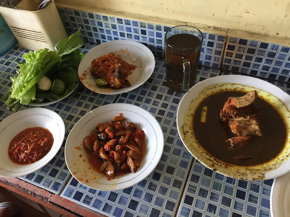 21 Oleh-Oleh Khas Bekasi Kekinian yang Terkenal, Apa Saja?