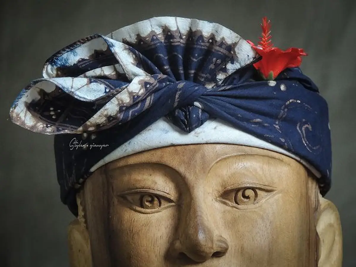 Cara Memakai Udeng Bali yang Tepat, Yuk Cari Tahu!