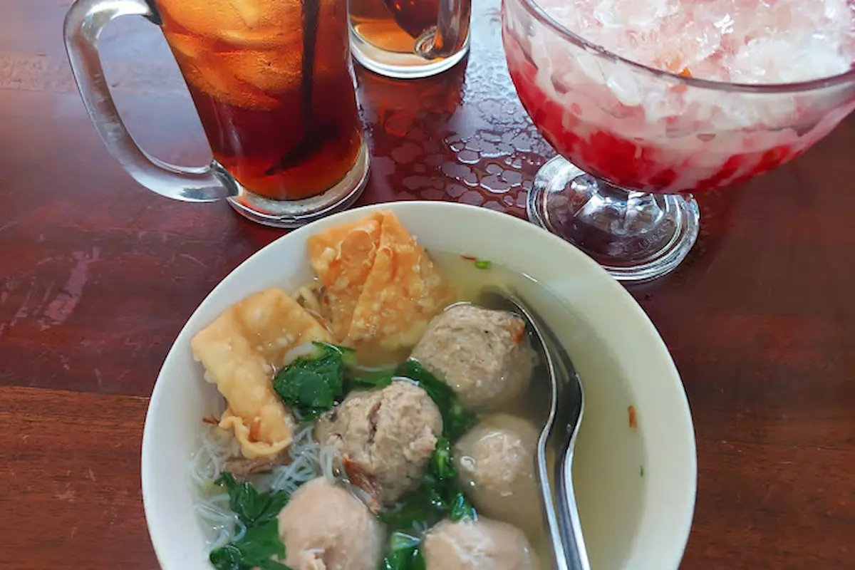 15 Wisata Kuliner Solo yang Lagi Hits dan Lezat