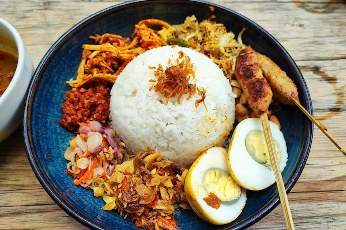 15 Wisata Kuliner Sentul yang Hits dan Lezat