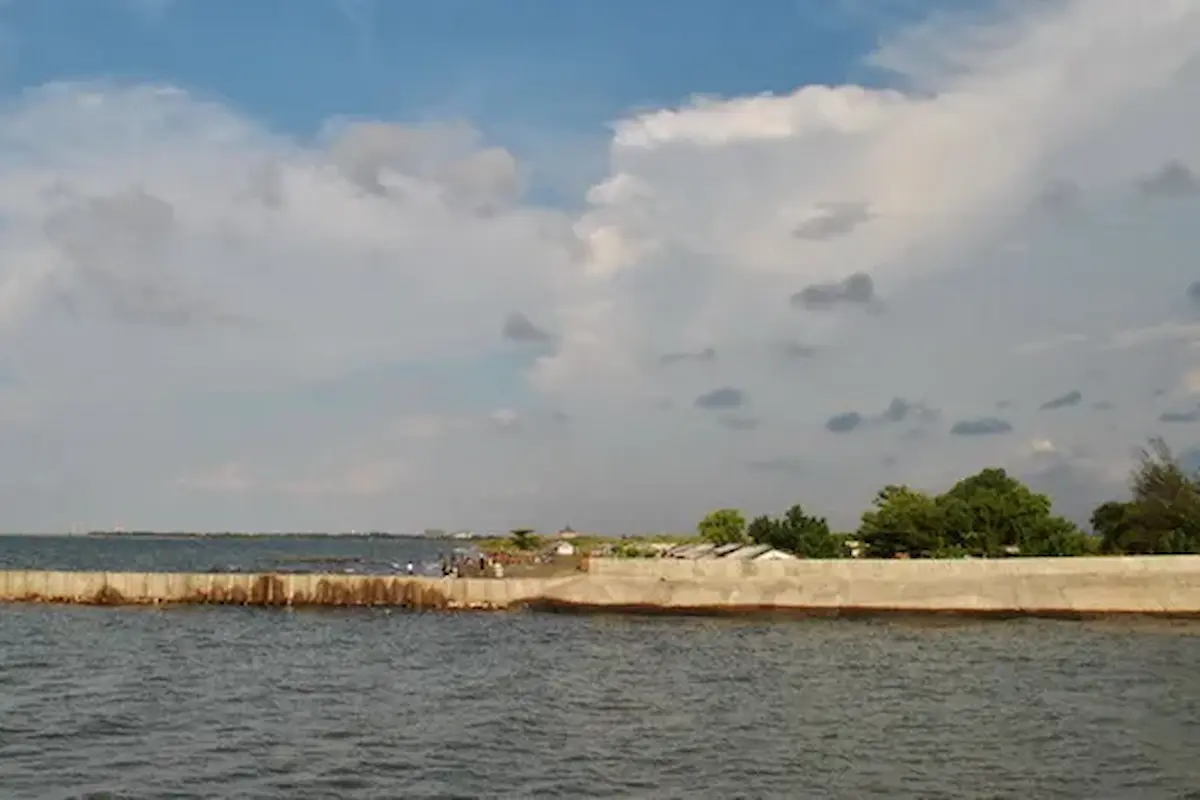 Pantai Maron Semarang: Daya Tarik, Jam Buka, dan Fasilitasnya