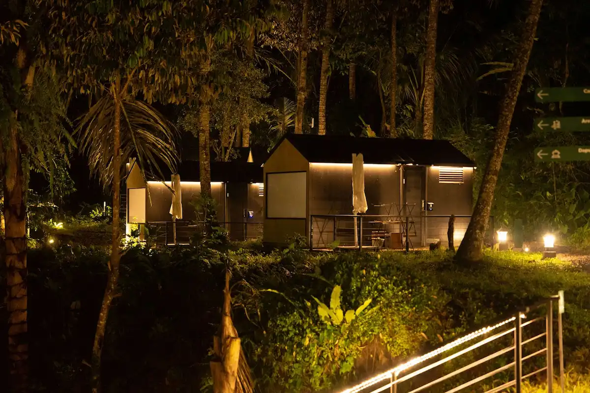 47 Inspirasi Tema Outing Kantor / Perusahaan dan Tips Memilihnya