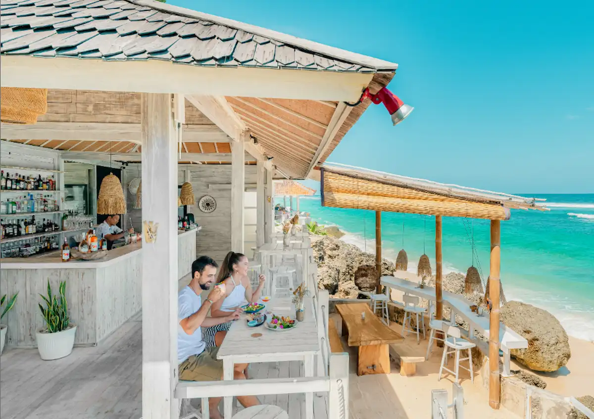 20 Beach Club Terbaru di Bali yang Populer dan Hits!