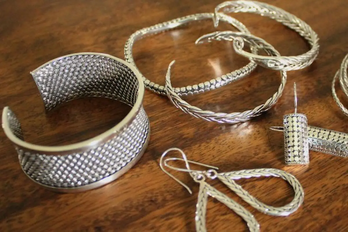 20 Oleh-Oleh Khas Bali untuk Pacar Tersayang