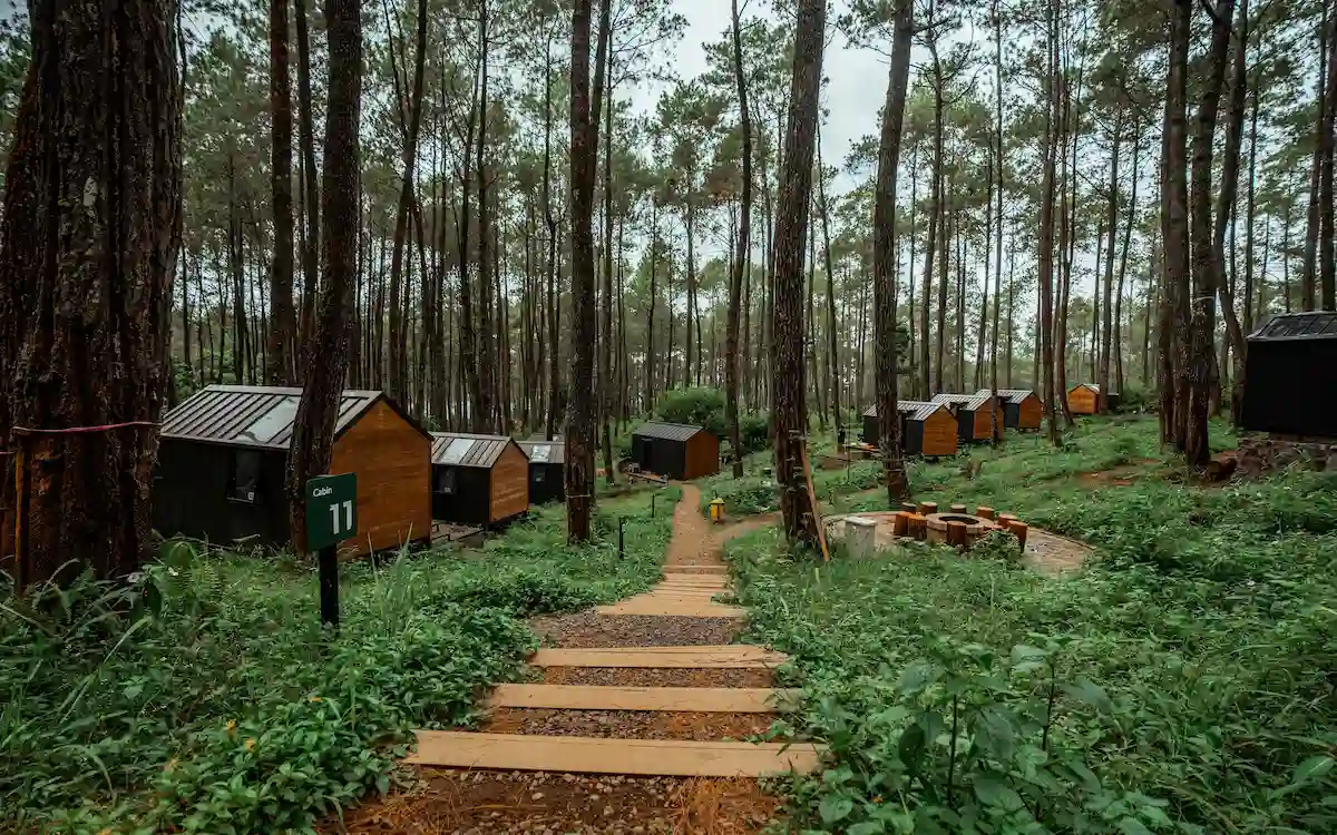 5 Ide Outing Kantor yang Seru beserta Rekomendasi Tempatnya!