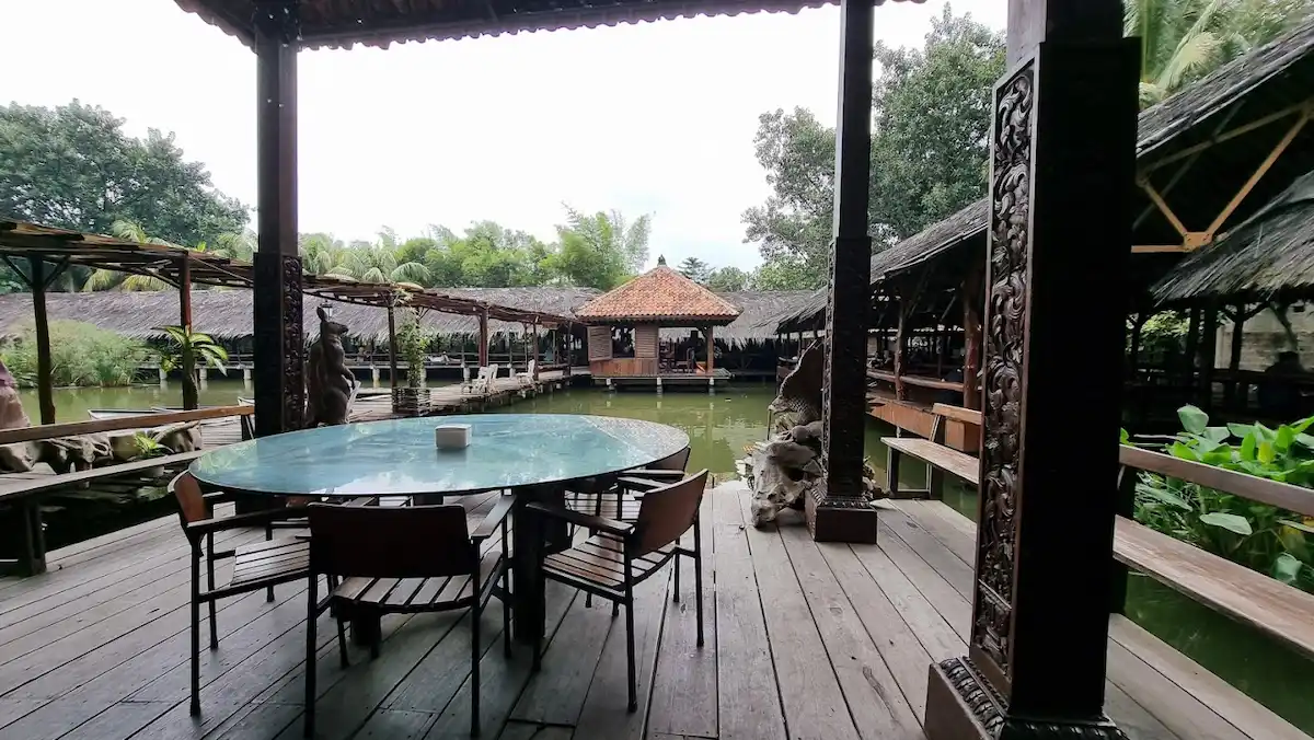 12 Wisata Kuliner Malam di Depok yang Menggoda Selera