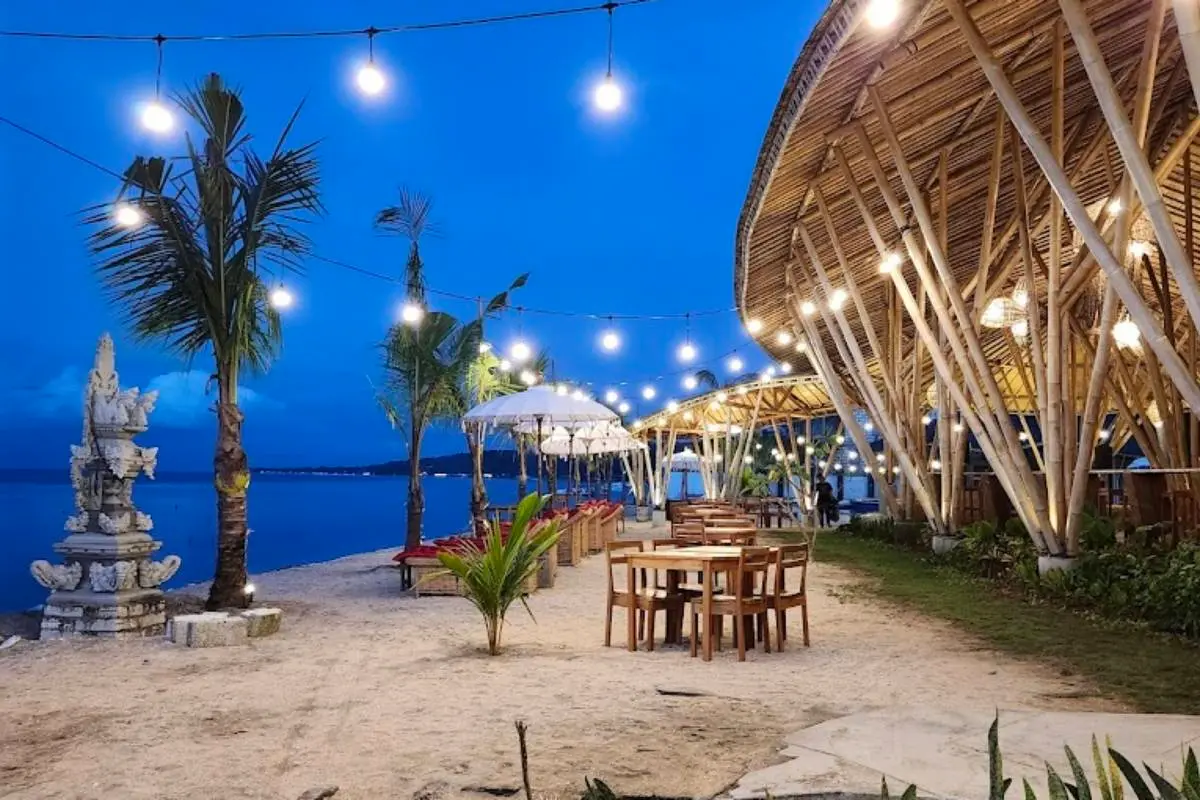 8 Beach Club di Nusa Penida yang Paling Populer, Apa Saja?