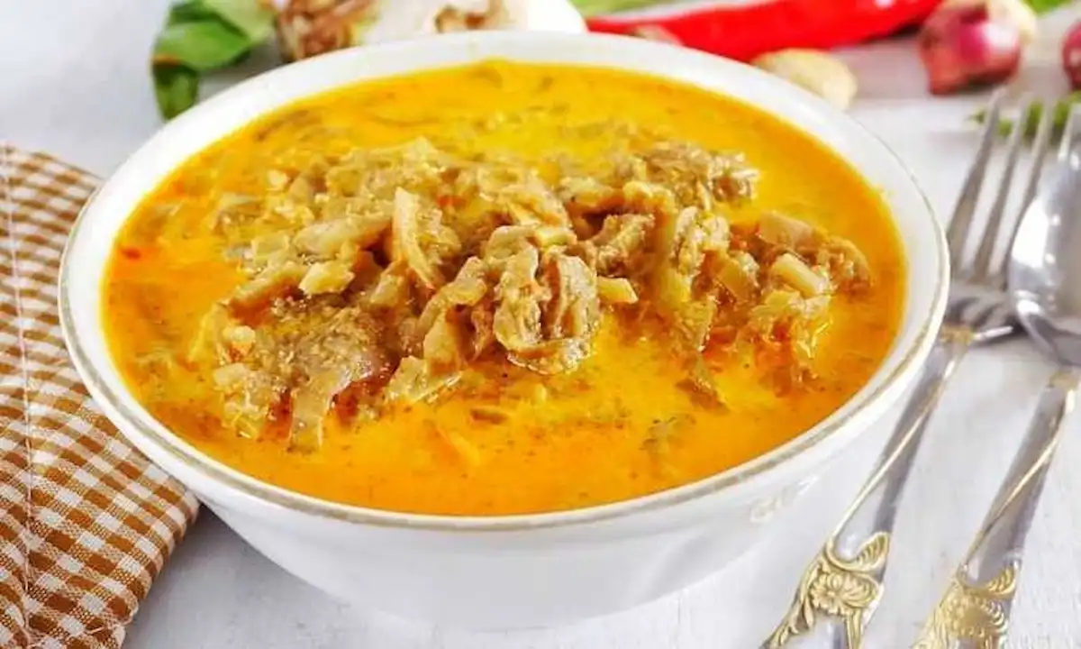 12 Makanan Khas Lombok yang Lezat & Dijamin Bikin Ketagihan