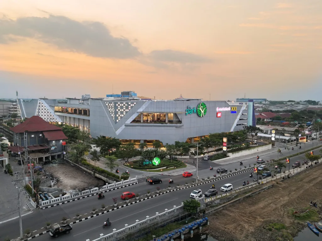 12 Mall Terbesar di Semarang, Adakah yang Menjadi Favoritmu?