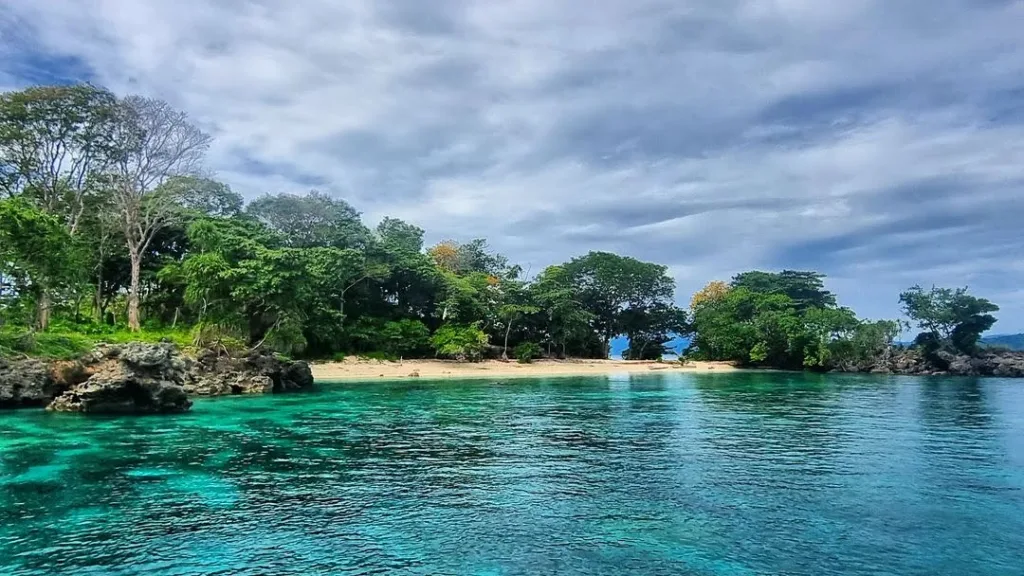Island-Hopping Adventures: Exploring Nearby Islands from Bunaken