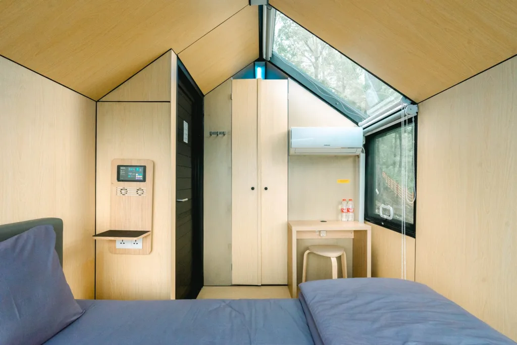 Glamping Alam Terbuka di Bobocabin Coban Rondo Malang