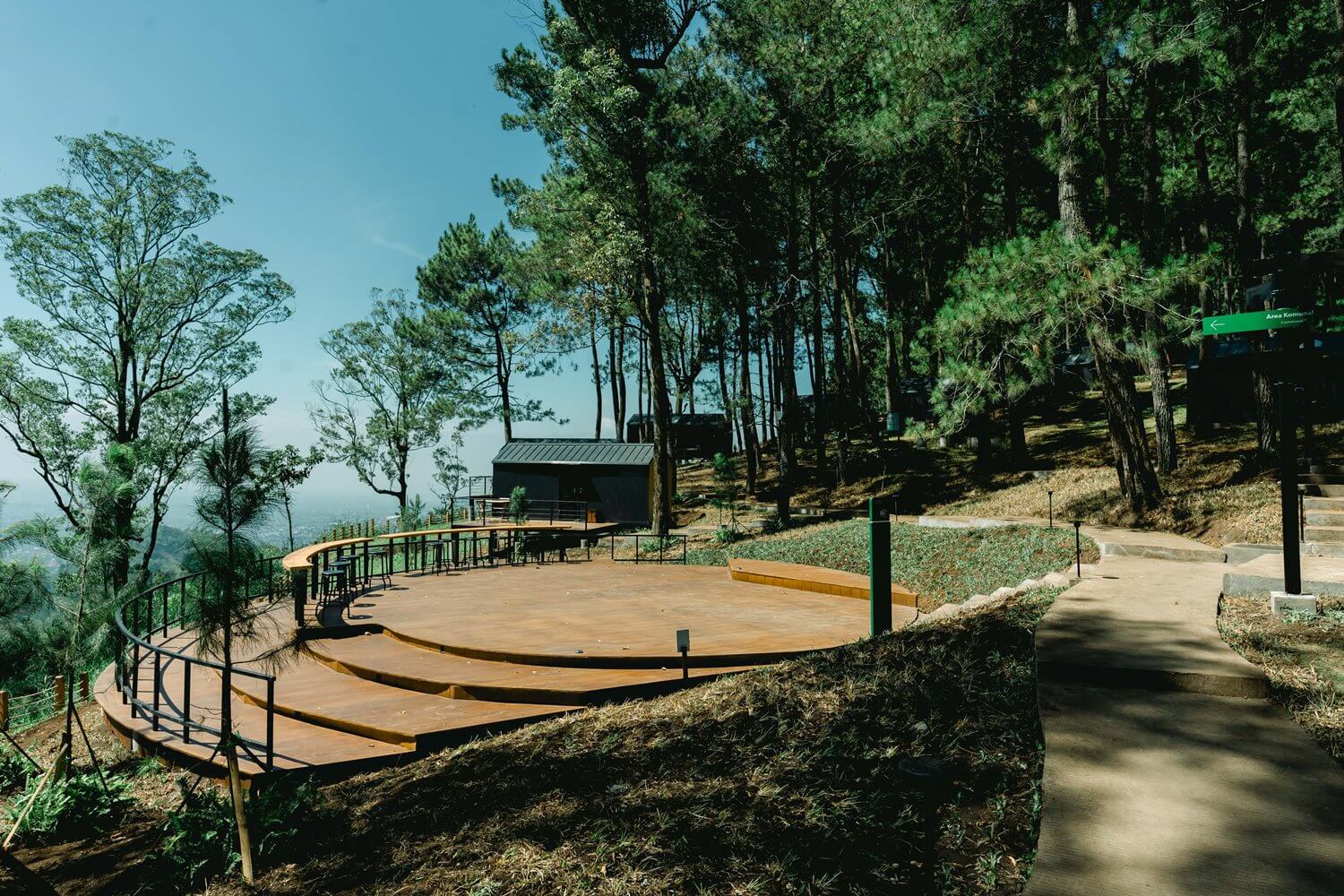 16 Rekomendasi Bobocabin Bobobox yang Seru Buat Glamping