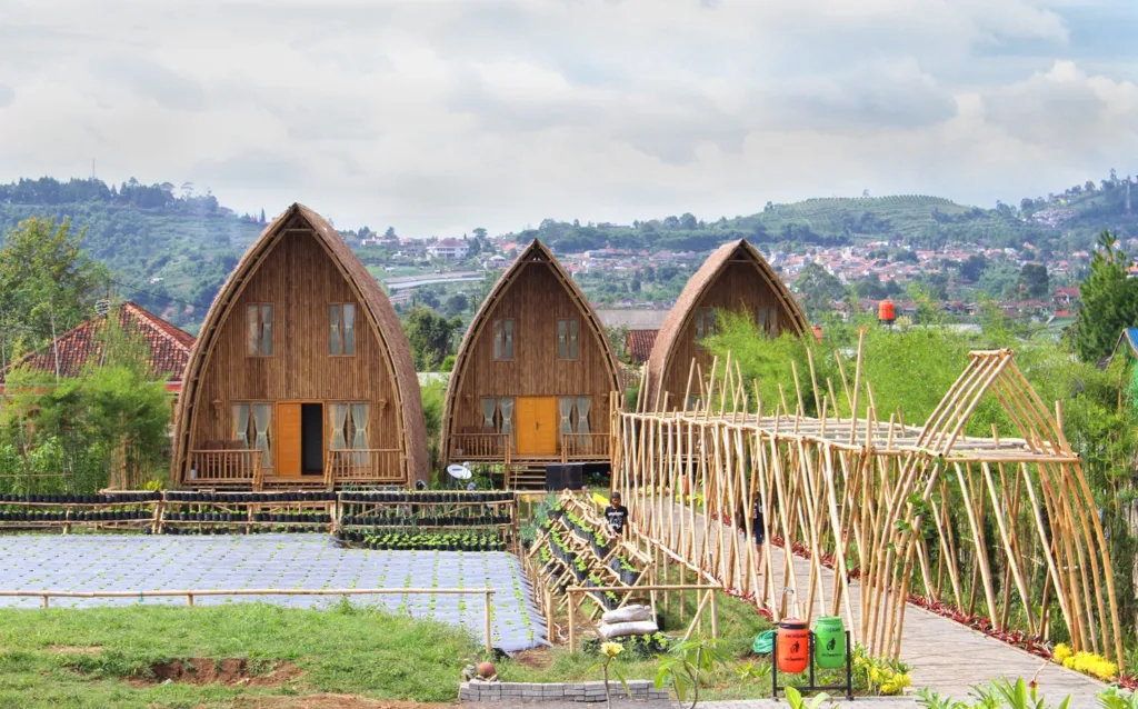 20 Rekomendasi Glamping di Lembang Bandung