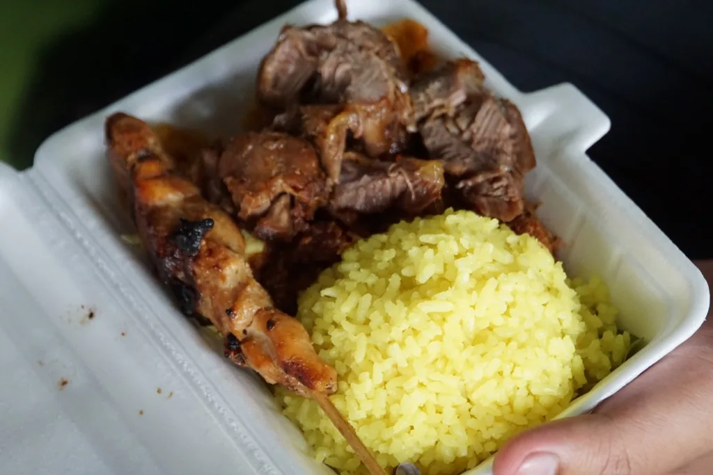 7 Pasar Tradisional Jogja yang Jadi Surga Kuliner, Bikin Laper!