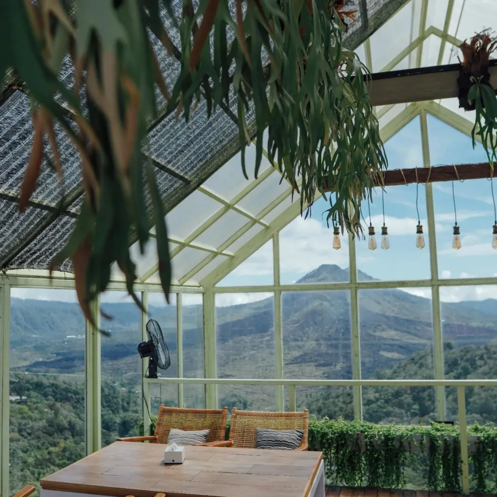 8 Kintamani Bali Cafe with Magnificent Mountain Views