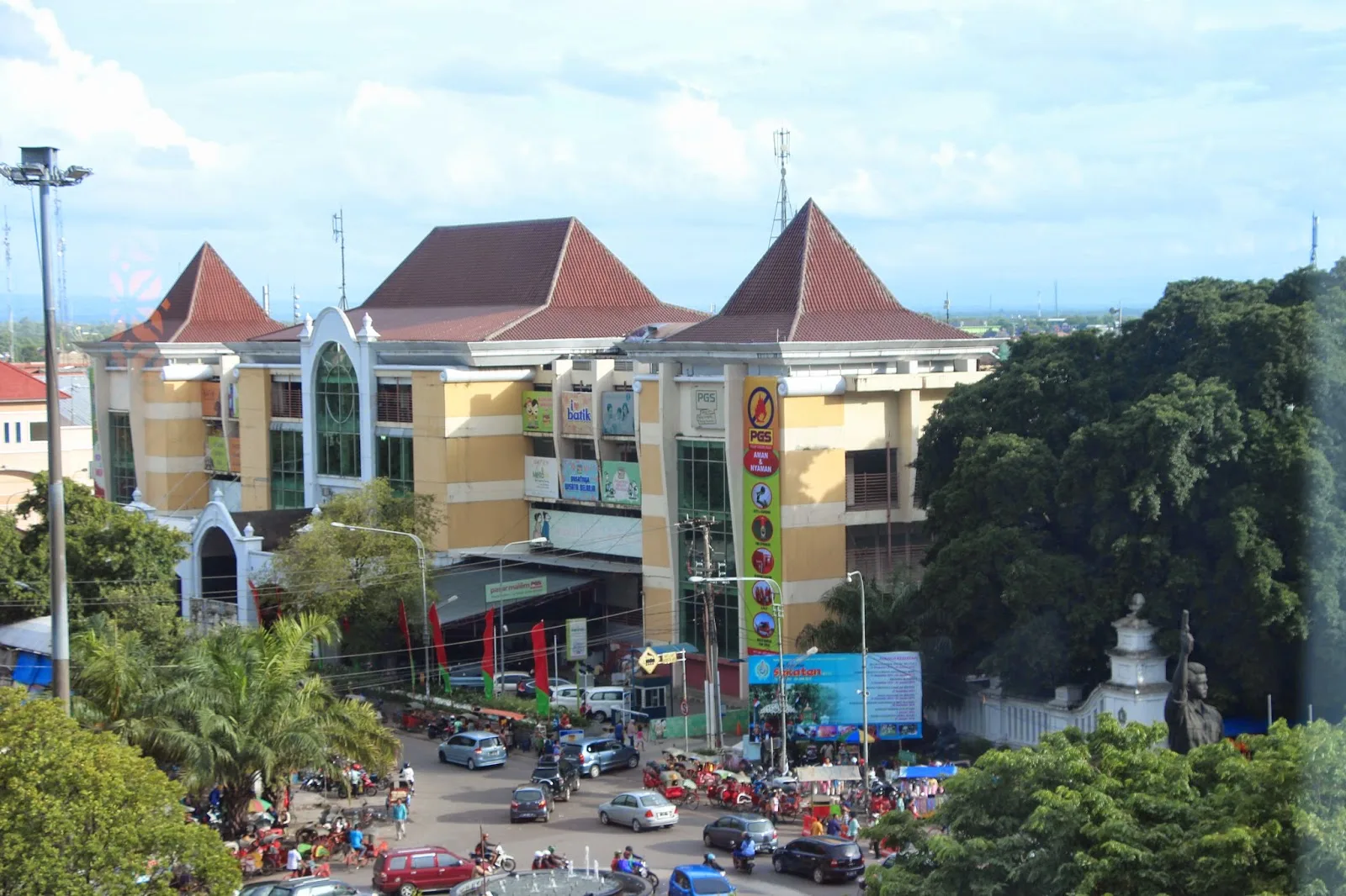 13 Rekomendasi Toko Batik Solo buat Oleh-Oleh