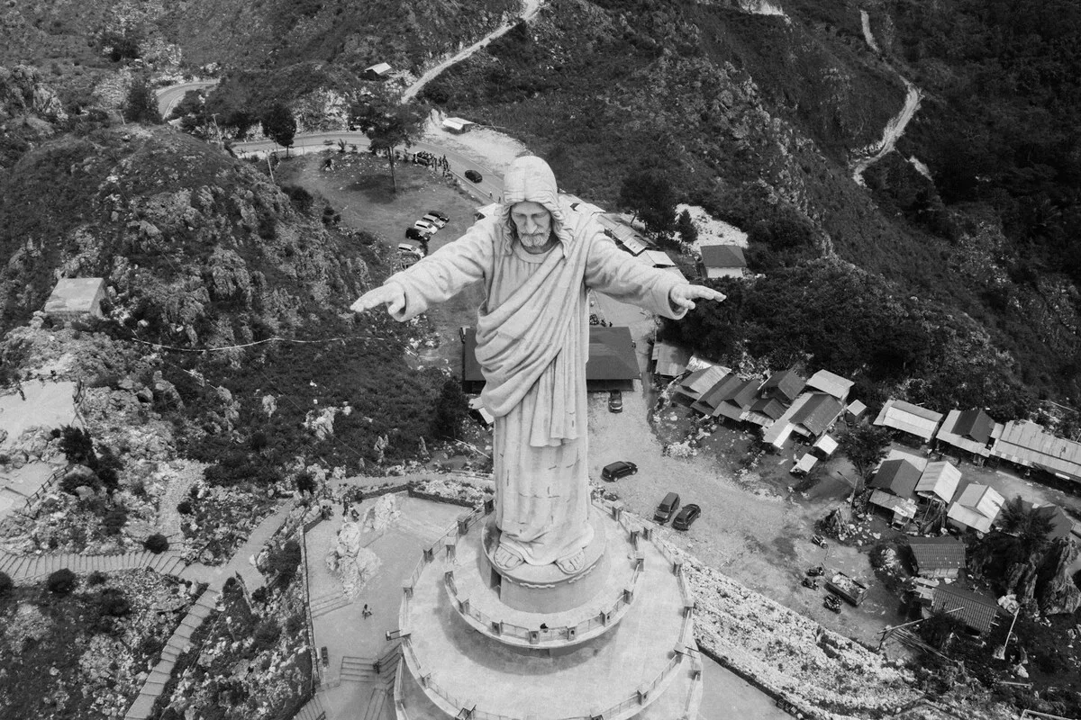 Patung Yesus Tertinggi di Dunia: Simbol Iman & Indahnya Arsitektur