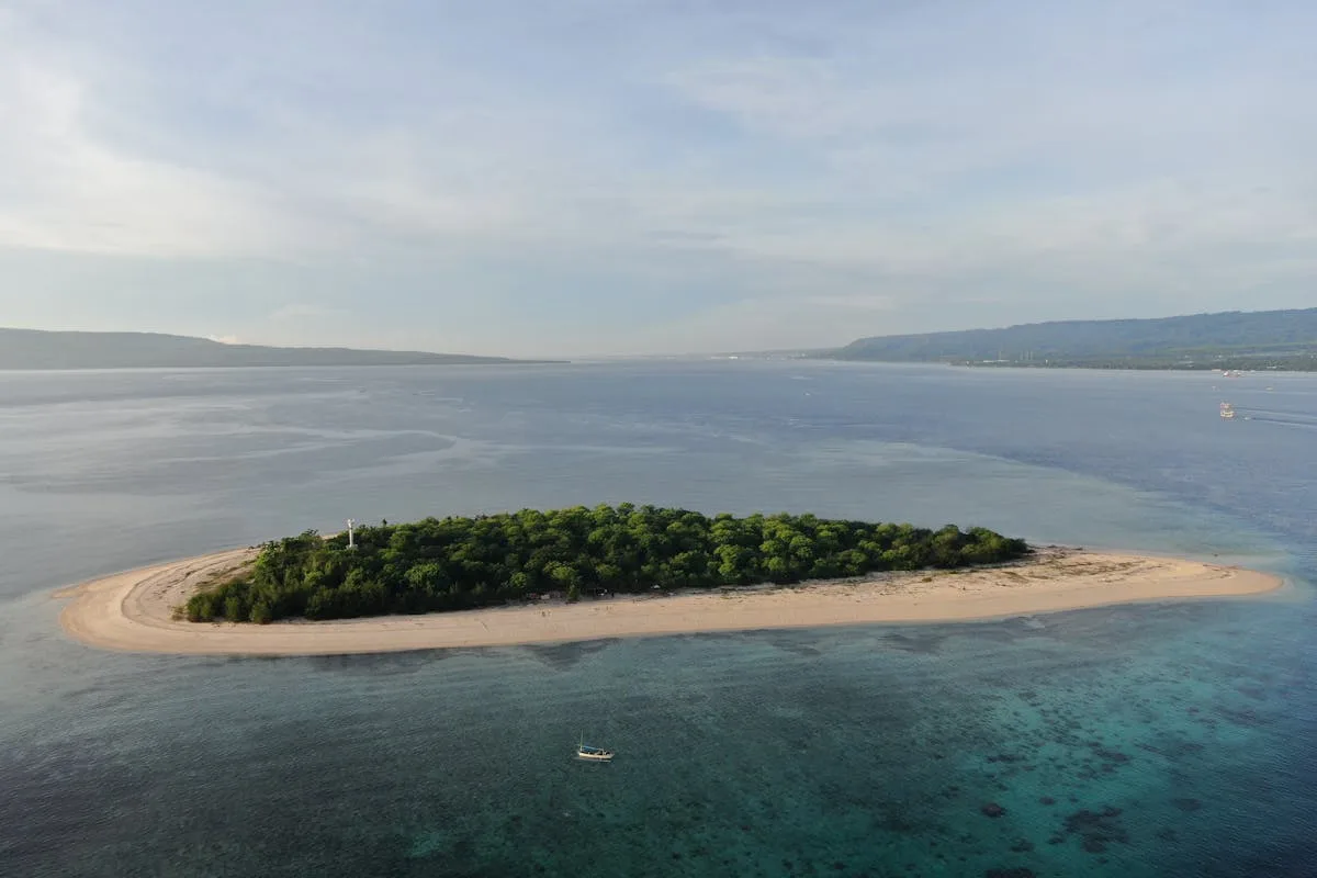 Pantai Mustika Pancer: Wisata Underrated di Banyuwangi