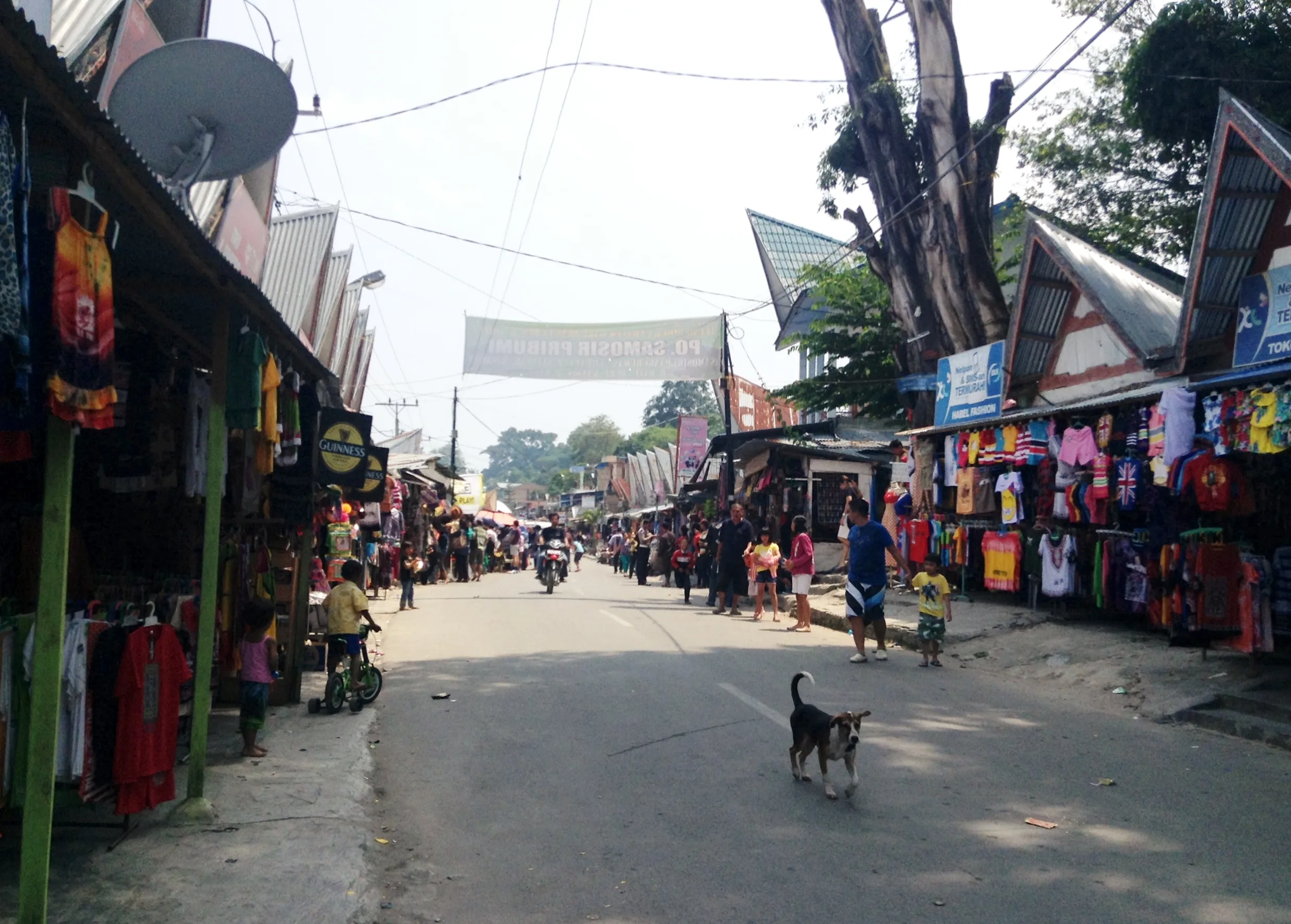 Mengenal Pesona Wisata Desa Tomok Parapat