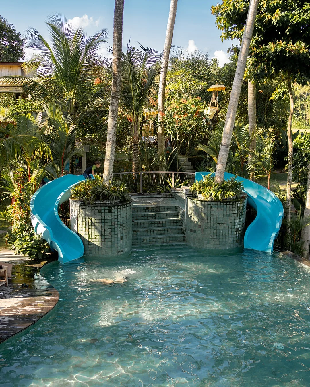 7 Swimming Pool Ubud Paling Seru buat Berenang