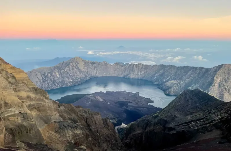 Where is Mount Rinjani Located? Facts & Trekking Information